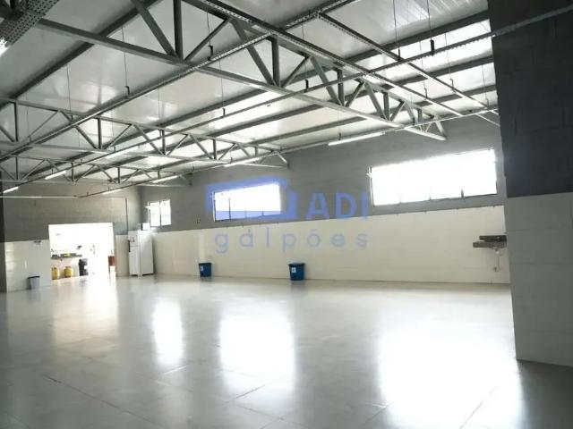 Galpão / Depósito para Locação em Juiz de Fora/MG Industrial