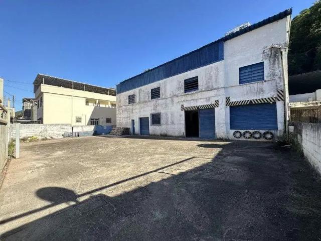 Galpão / Depósito para Locação em Juiz de Fora/MG Santa Luzia
