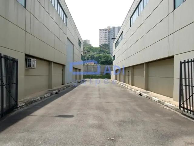 Galpão / Depósito para Locação em Osasco/SP Quitaúna