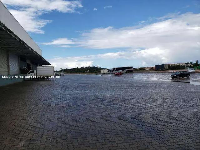 Galpão / Depósito para Locação em Lauro de Freitas/BA Caji