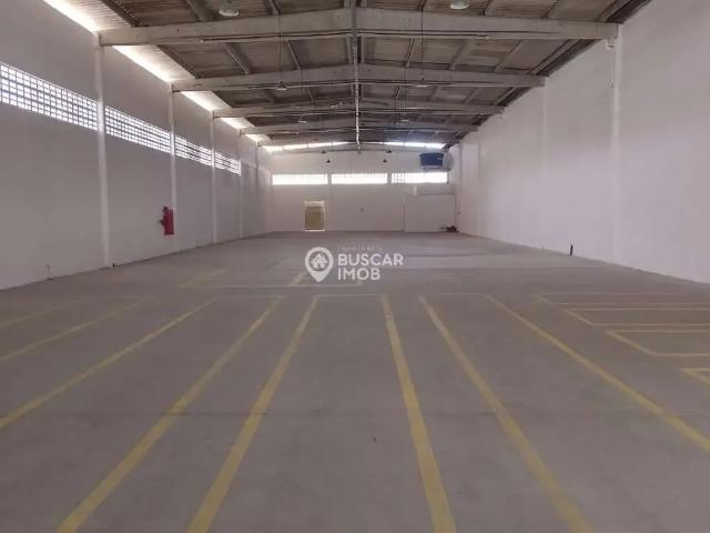 Galpão / Depósito para Locação em Lauro de Freitas/BA Centro