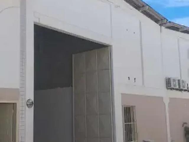 Galpão / Depósito para Locação em Lauro de Freitas/BA Centro