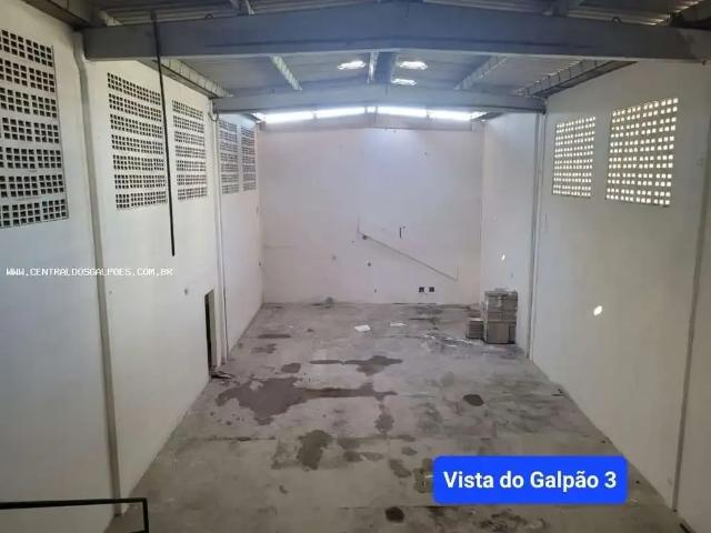 Galpão / Depósito para Locação em Lauro de Freitas/BA Estrada do Coco
