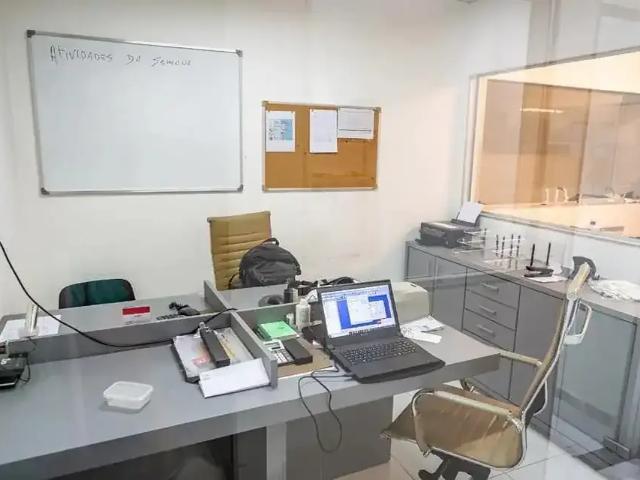 Galpão / Depósito para Locação em Lauro de Freitas/BA Portão