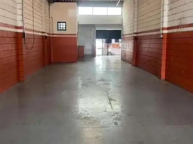 Galpão / Depósito para Locação em Limeira/SP Centro 1 Quartos