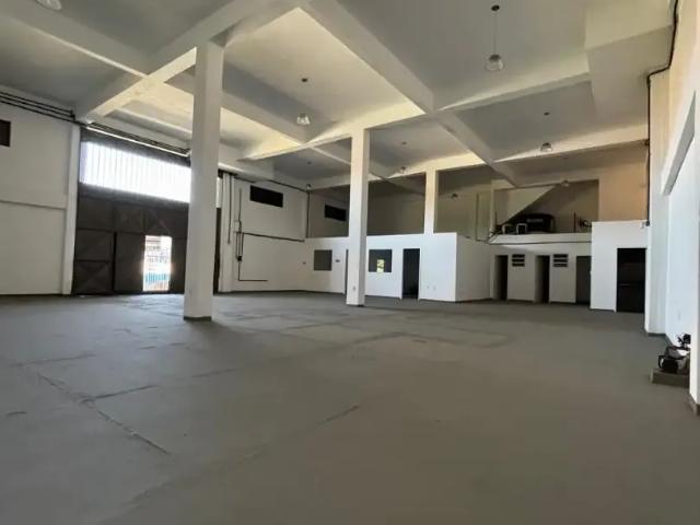 Galpão / Depósito para Locação em Macaé/RJ Novo Cavaleiro