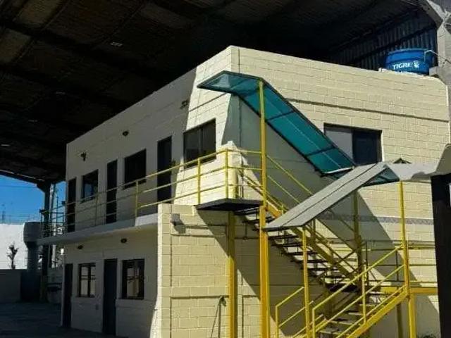 Galpão / Depósito para Locação em Macaé/RJ Novo Cavaleiro