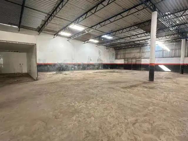 Galpão / Depósito para Locação em Maceió/AL Barro Duro 3 Quartos