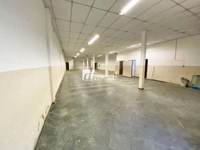 Galpão / Depósito para Locação em Nova Iguaçu/RJ Palhada