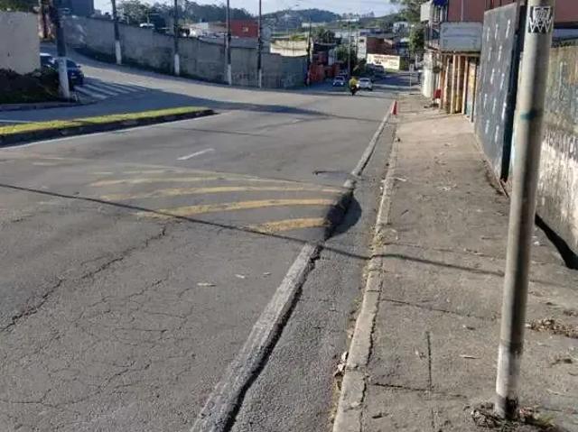 Galpão / Depósito para Locação em São Bernardo do Campo/SP Batistini