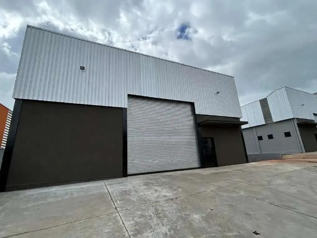 Galpão / Depósito para Locação em São José do Rio Preto/SP Distrito Industrial Doutor Carlos Arnaldo e Silva