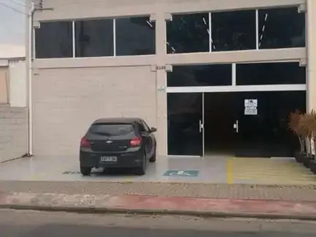Galpão / Depósito para Locação em São José dos Campos/SP Jardim das Indústrias