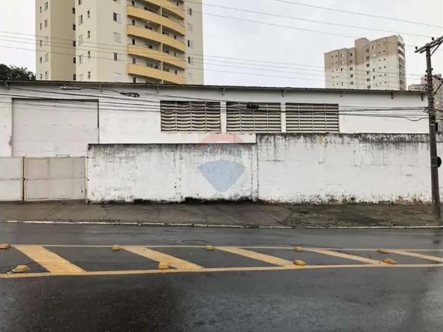 Galpão / Depósito para Locação em São José dos Campos/SP Jardim Satélite