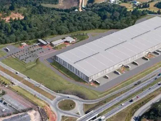 Galpão / Depósito para Locação em São José dos Pinhais/PR Campo Largo da Roseira
