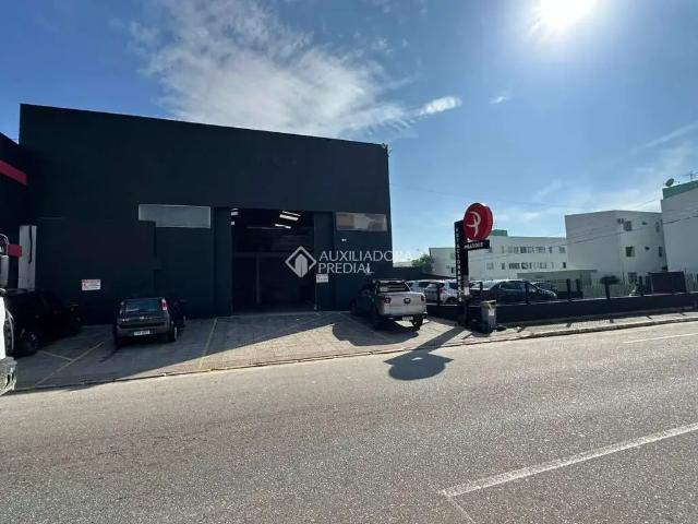 Galpão / Depósito para Locação em São José/SC Areias