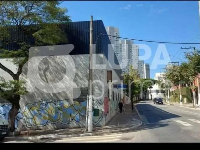 Galpão / Depósito para Locação em São Paulo/SP Cambuci
