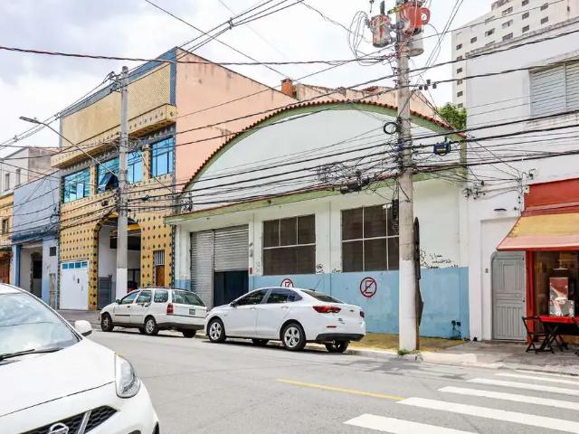 Galpão / Depósito para Locação em São Paulo/SP Aclimação