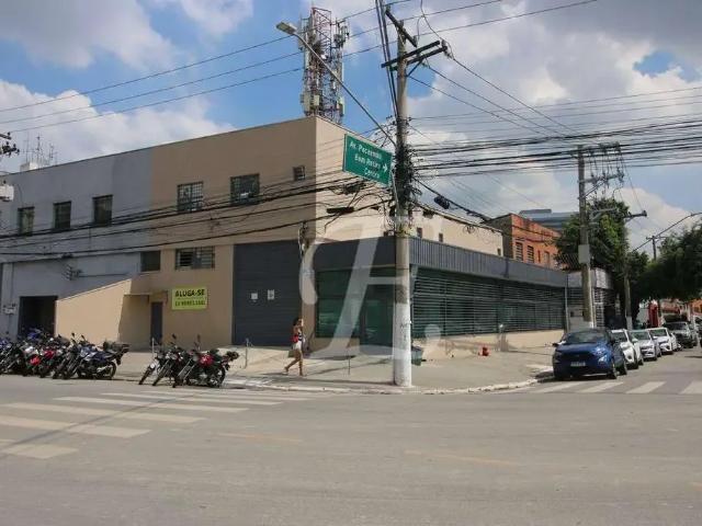 Galpão / Depósito para Locação em São Paulo/SP Barra Funda