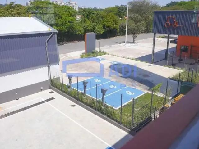 Galpão / Depósito para Locação em São Paulo/SP Jardim Íris