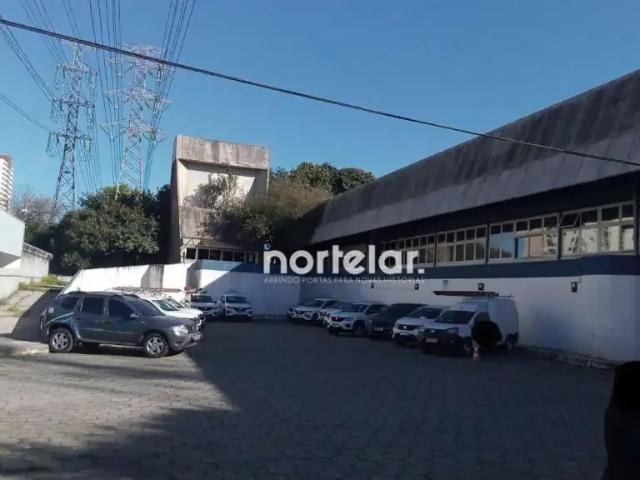 Galpão / Depósito para Locação em São Paulo/SP Limão