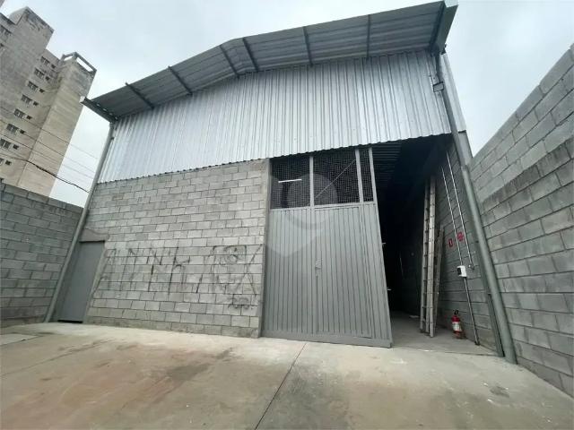Galpão / Depósito para Locação em São Paulo/SP Pedreira