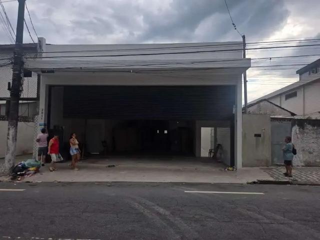 Galpão / Depósito para Locação em São Vicente/SP Parque São Vicente