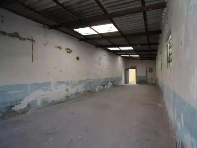 Galpão / Depósito para Locação em Santo André/SP Santa Teresinha 2 Quartos