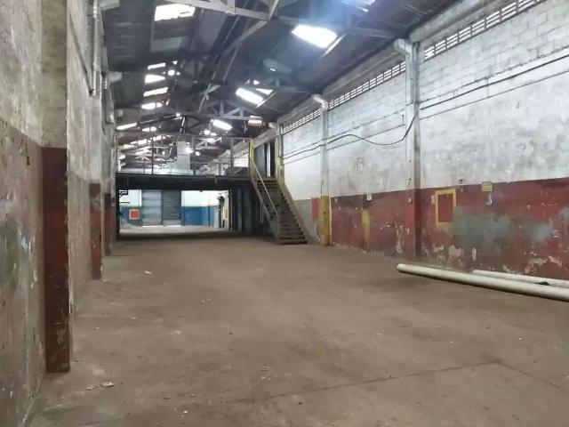 Galpão / Depósito para Locação em Santos/SP Saboó