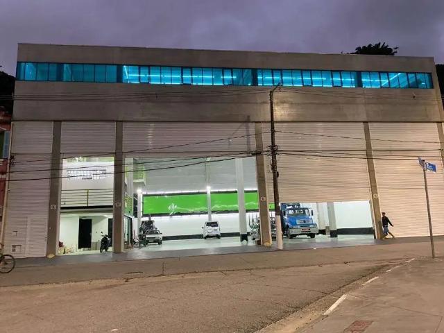 Galpão / Depósito para Locação em Santos/SP Valongo