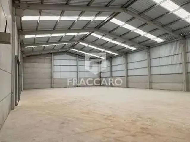 Galpão / Depósito para Locação em Ponta Grossa/PR Cará cará
