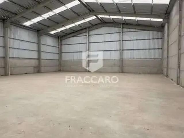 Galpão / Depósito para Locação em Ponta Grossa/PR Cará cará