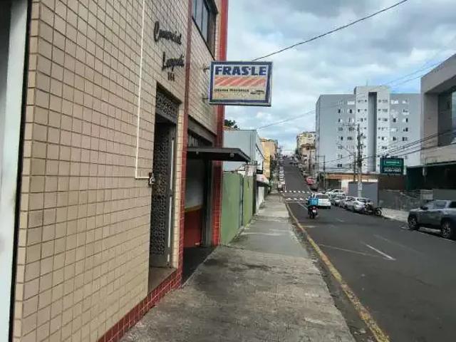 Galpão / Depósito para Locação em Ponta Grossa/PR Centro