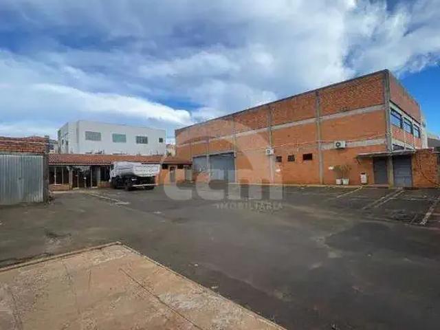 Galpão / Depósito para Locação em Ponta Grossa/PR Jardim Carvalho