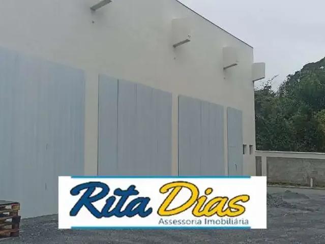 Galpão / Depósito para Locação em Pontal do Paraná/PR Centro