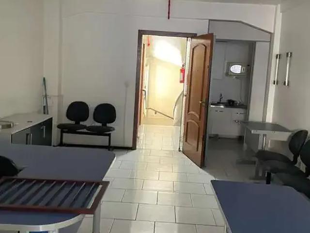Galpão / Depósito para Locação em Porto Alegre/RS Centro Histórico 1 Quartos