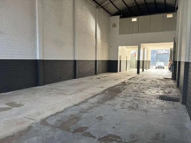 Galpão / Depósito para Locação em Porto Alegre/RS São João