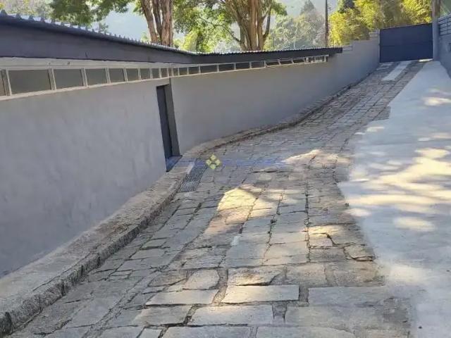 Galpão / Depósito para Locação em Petrópolis/RJ Corrêas
