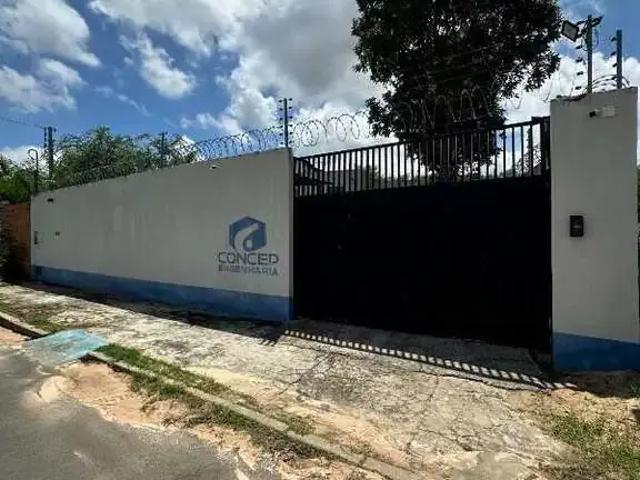 Galpão / Depósito para Locação em Teresina/PI Campestre 3 Quartos