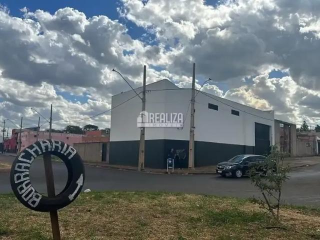 Galpão / Depósito para Locação em Uberaba/MG Jardim Califórnia