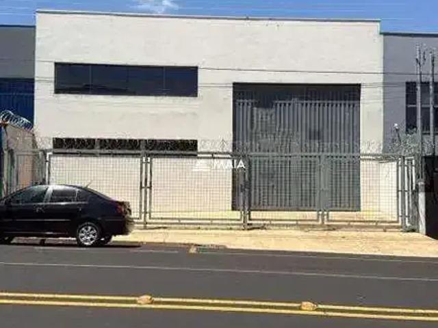 Galpão / Depósito para Locação em Uberaba/MG Leblon