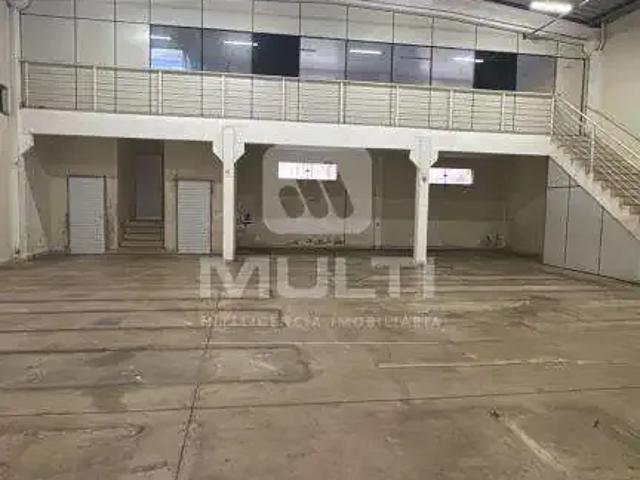 Galpão / Depósito para Locação em Uberlândia/MG Marta Helena 1 Quartos