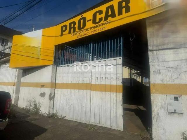Galpão / Depósito para Locação em Uberlândia/MG Martins