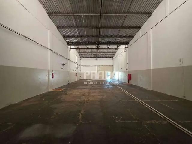 Galpão / Depósito para Locação em Uberlândia/MG Minas Gerais