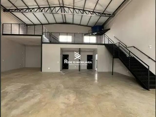 Galpão / Depósito para Locação em Uberlândia/MG Novo Mundo