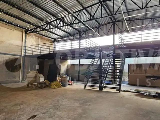 Galpão / Depósito para Locação em Uberlândia/MG Novo Mundo