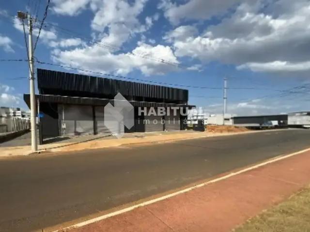 Galpão / Depósito para Locação em Uberlândia/MG Novo Mundo