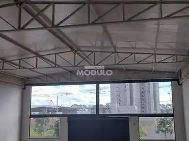 Galpão / Depósito para Locação em Uberlândia/MG Novo Mundo
