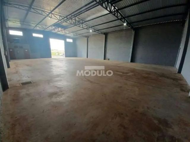 Galpão / Depósito para Locação em Uberlândia/MG Novo Mundo