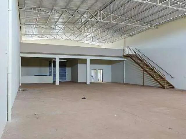 Galpão / Depósito para Locação em Uberlândia/MG Novo Mundo