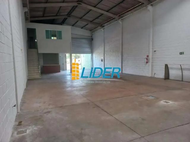 Galpão / Depósito para Locação em Uberlândia/MG Alto Umuarama
